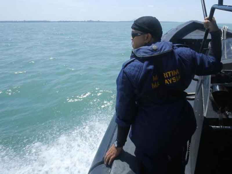 Naufraga Barco Indonesio Decenas De Personas Desaparecidas Norte De