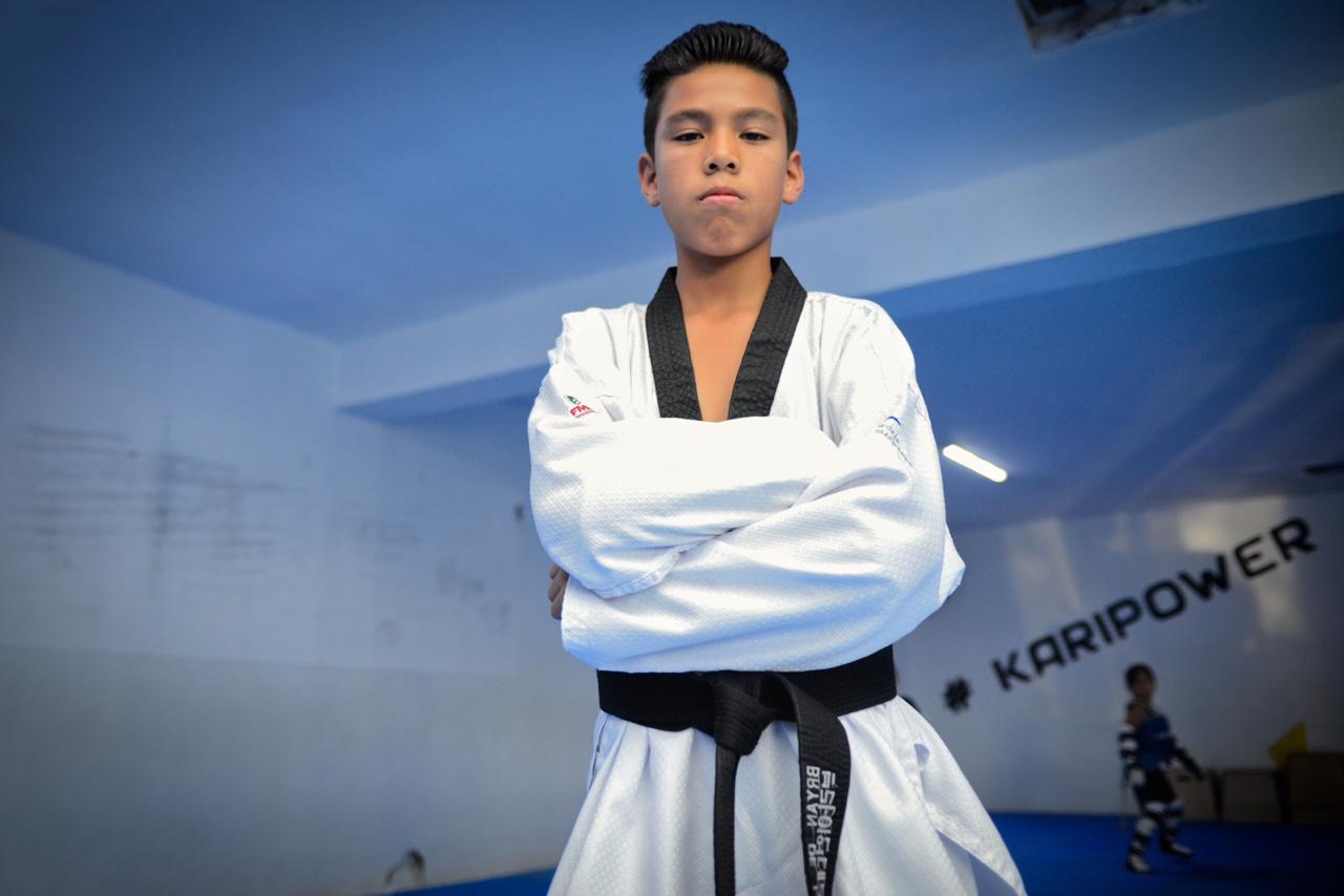 El sueño de competir lo obliga a botear - Norte de Ciudad Juárez