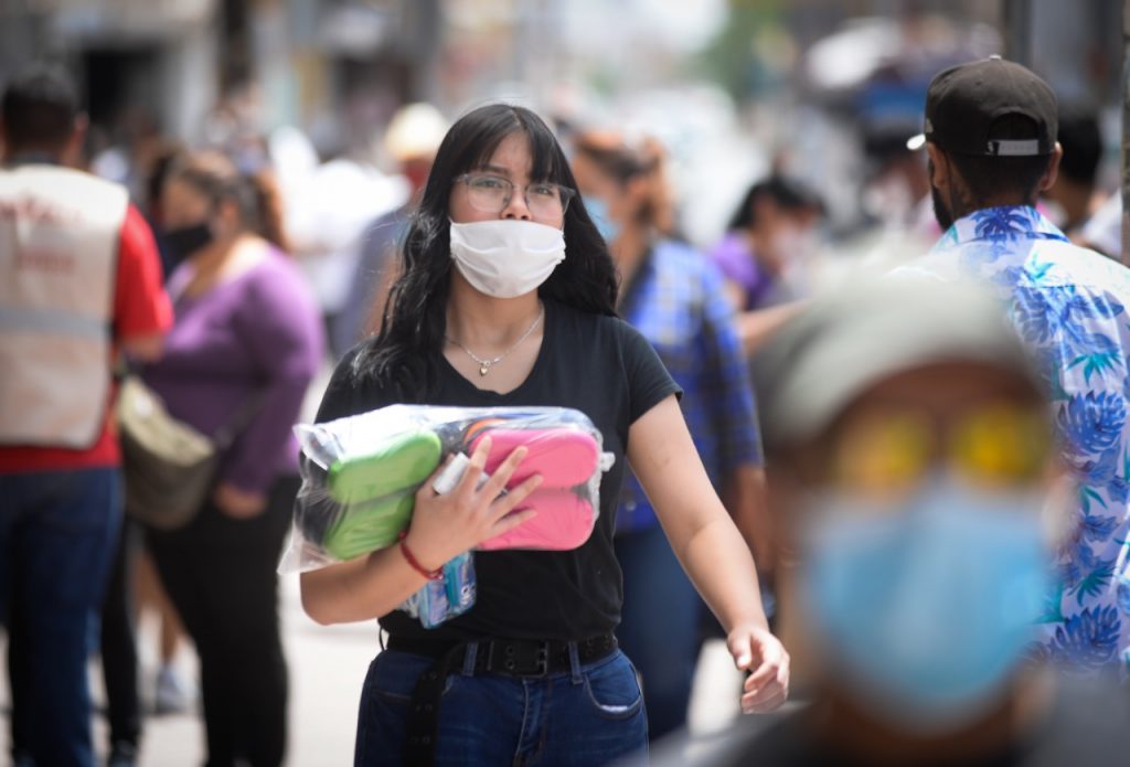 En pleno pico de la epidemia Gobierno reporta inusitada recuperación de ...
