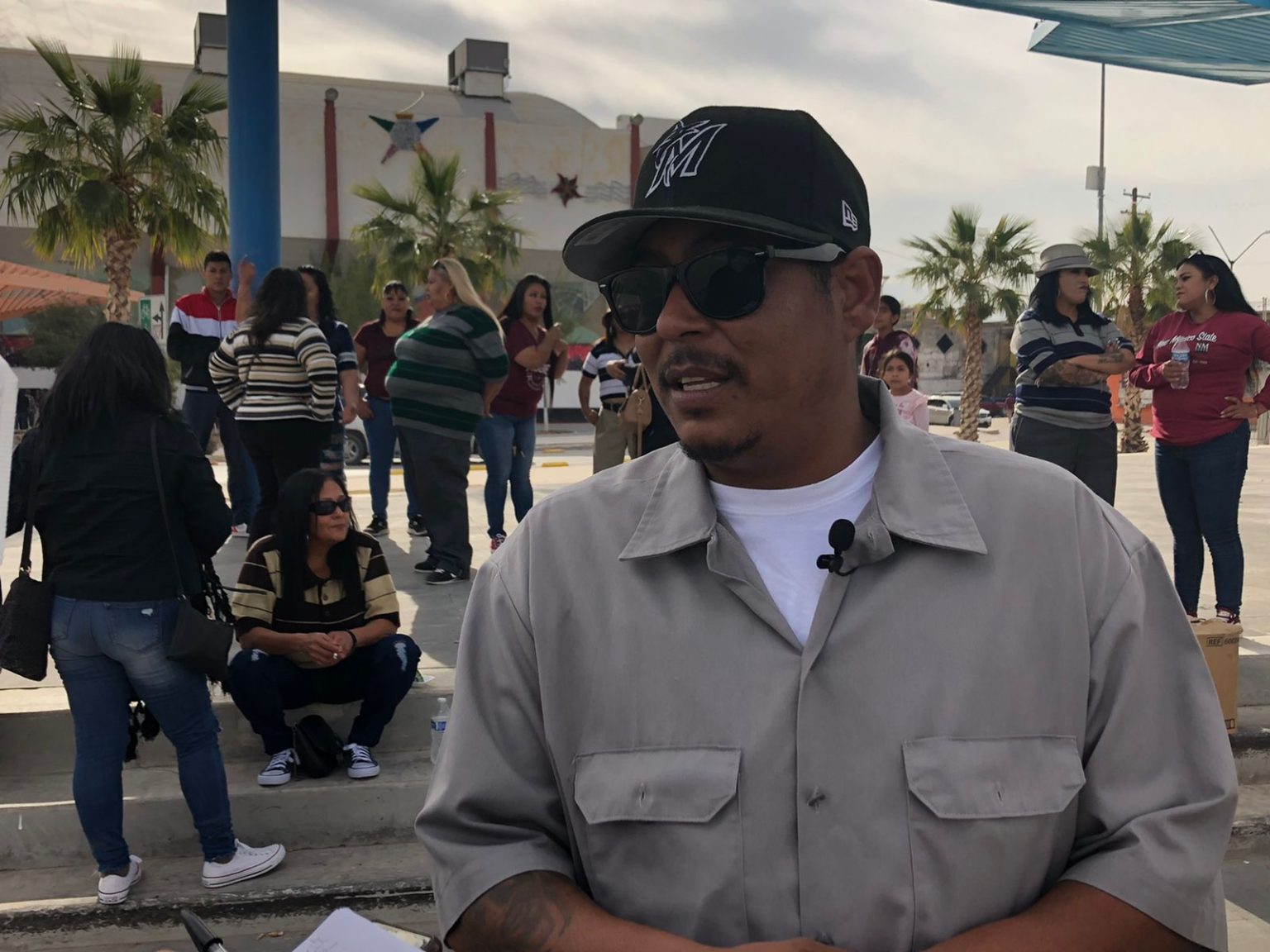 Exrivales 'cholos' se unen por la niñez para llevar alegría esta ...