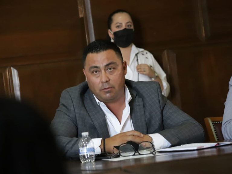 La herencia de Daniel Pando: deja 2 mil vendedores ambulantes en el ...