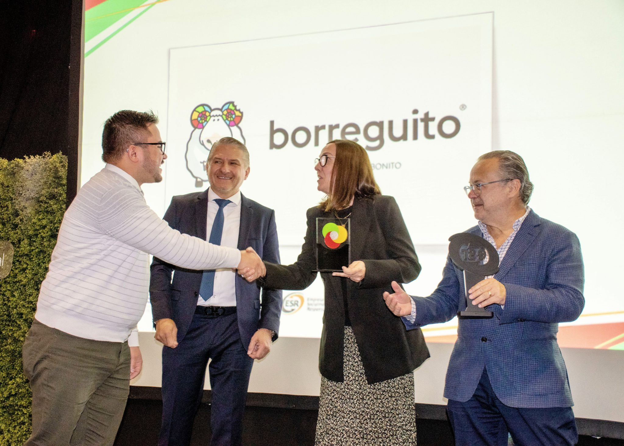 Grupo Cimarrón obtiene distintivos de Empresa Socialmente Responsable - Norte de Ciudad Juárez