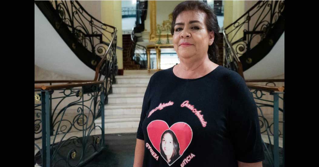 Distinguen a la juarense Norma Andrade con el Premio Edelstam, en Suecia