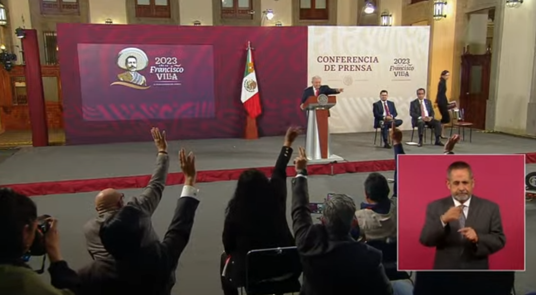 Conferencia de prensa en vivo, desde Palacio Nacional. Miércoles 5 de abril de 2023 | Presidente ...