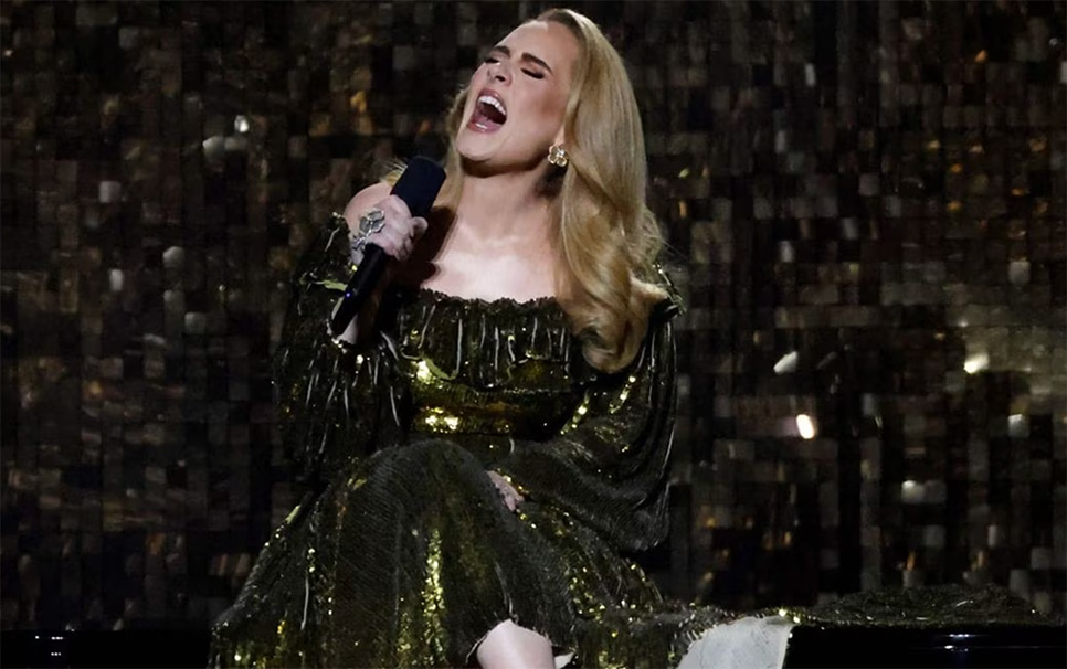 Adele Se Derrumba En El Escenario Tras Experimentar Un Dolor Norte De Ciudad Juárez