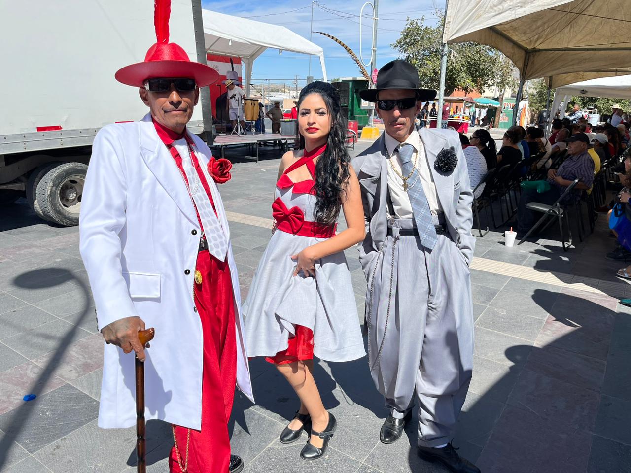 VIDEO y FOTOS: Se arma la fiesta de Pachucos en el Centro - Norte de Ciudad Juárez