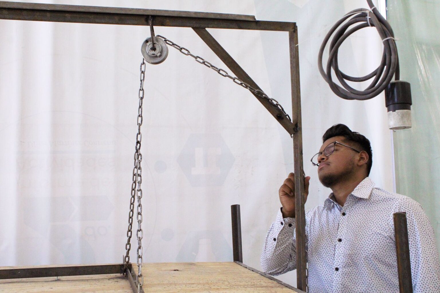 Crean sistema de reciclaje PET para dotar de techos a viviendas del ...