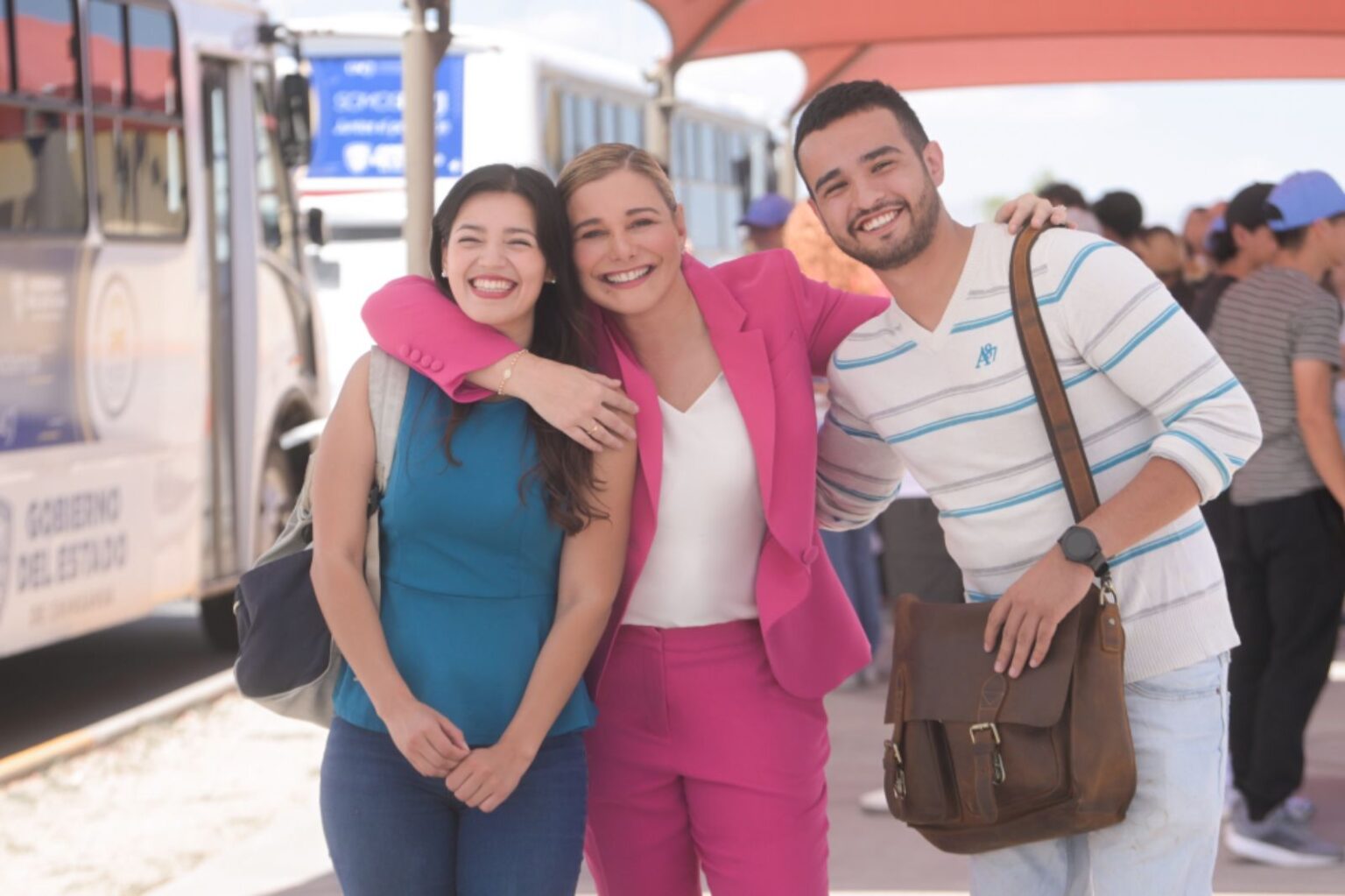 Entrega Maru Campos la nueva flotilla de camiones del Indio Bus - Norte ...