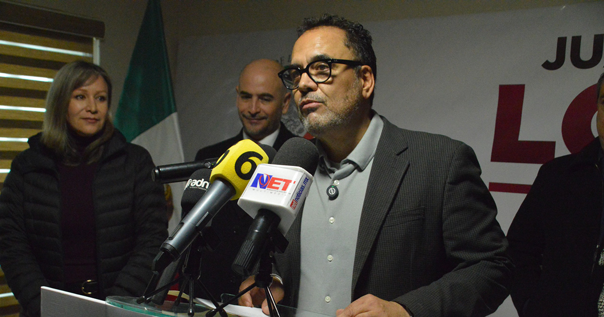 Recuerda Juan Carlos Loera la masacre de Villas de Salvárcar en el ...