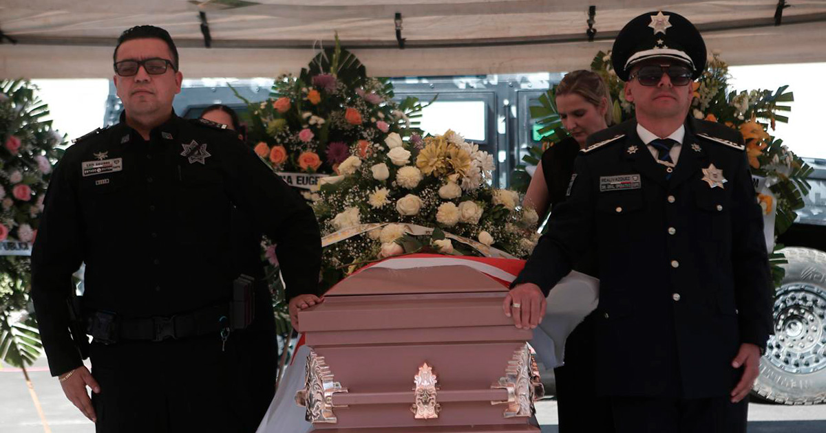 El adiós a Élida Elizabeth: Trasladan sus restos en una patrulla ...