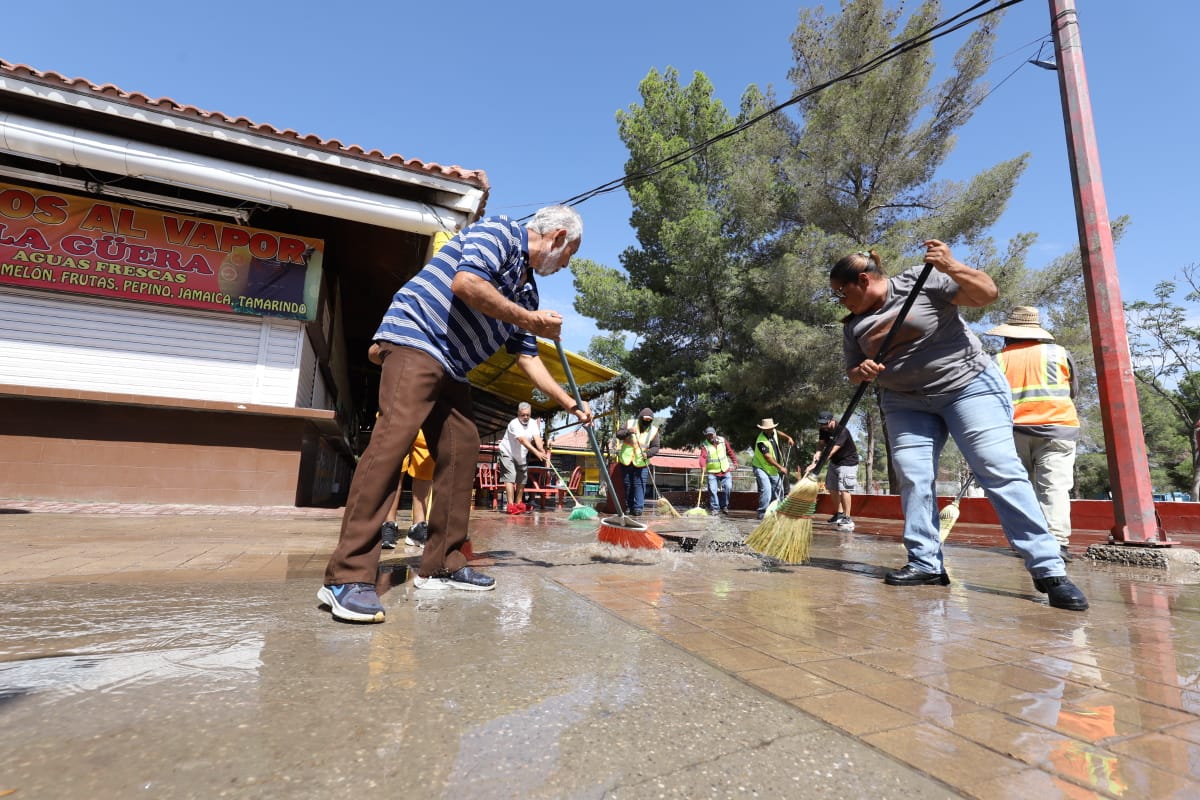 Le dieron su buena limpiada al Parque Borunda - Norte de Ciudad Juárez