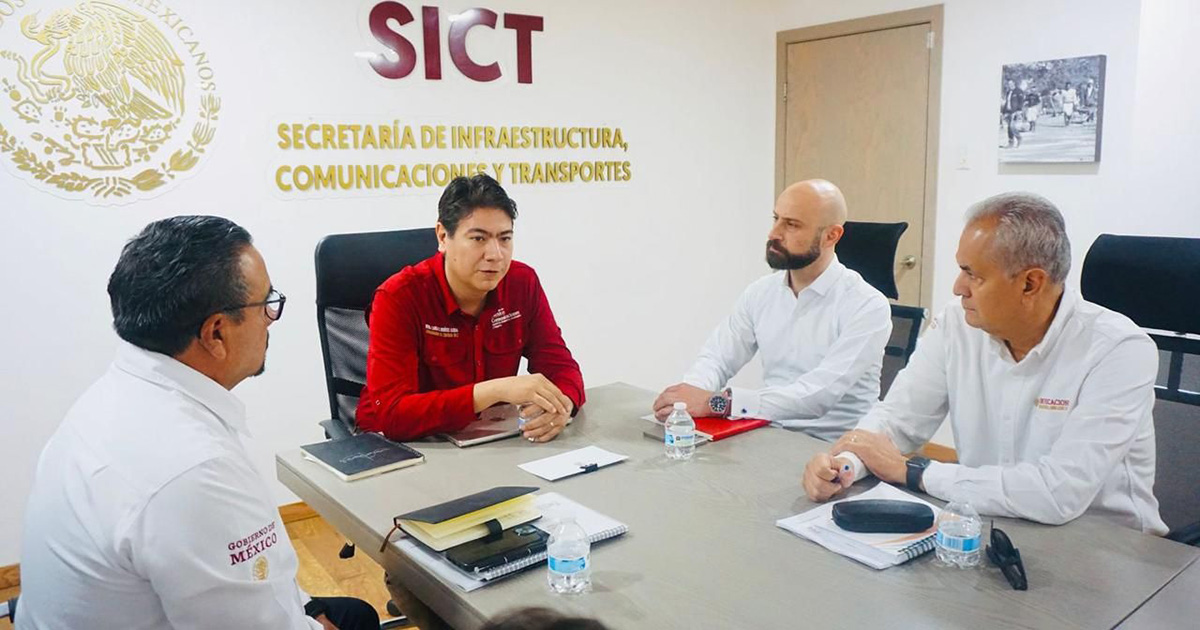 Elim Luviano, nuevo director del Centro SICT en el estado - Norte de ...