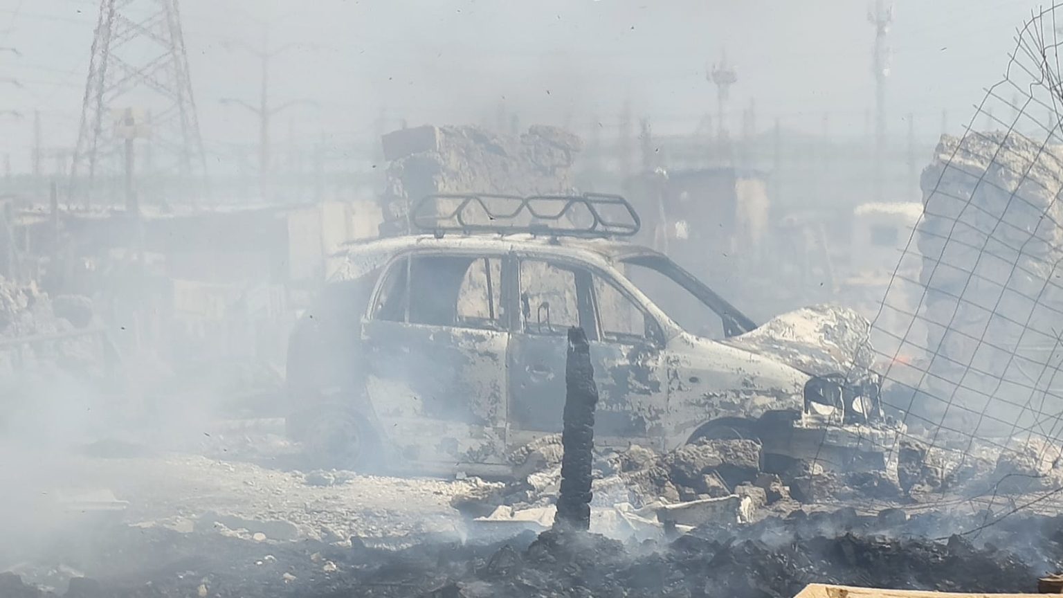 Incendio consume cinco viviendas en Valle Dorado